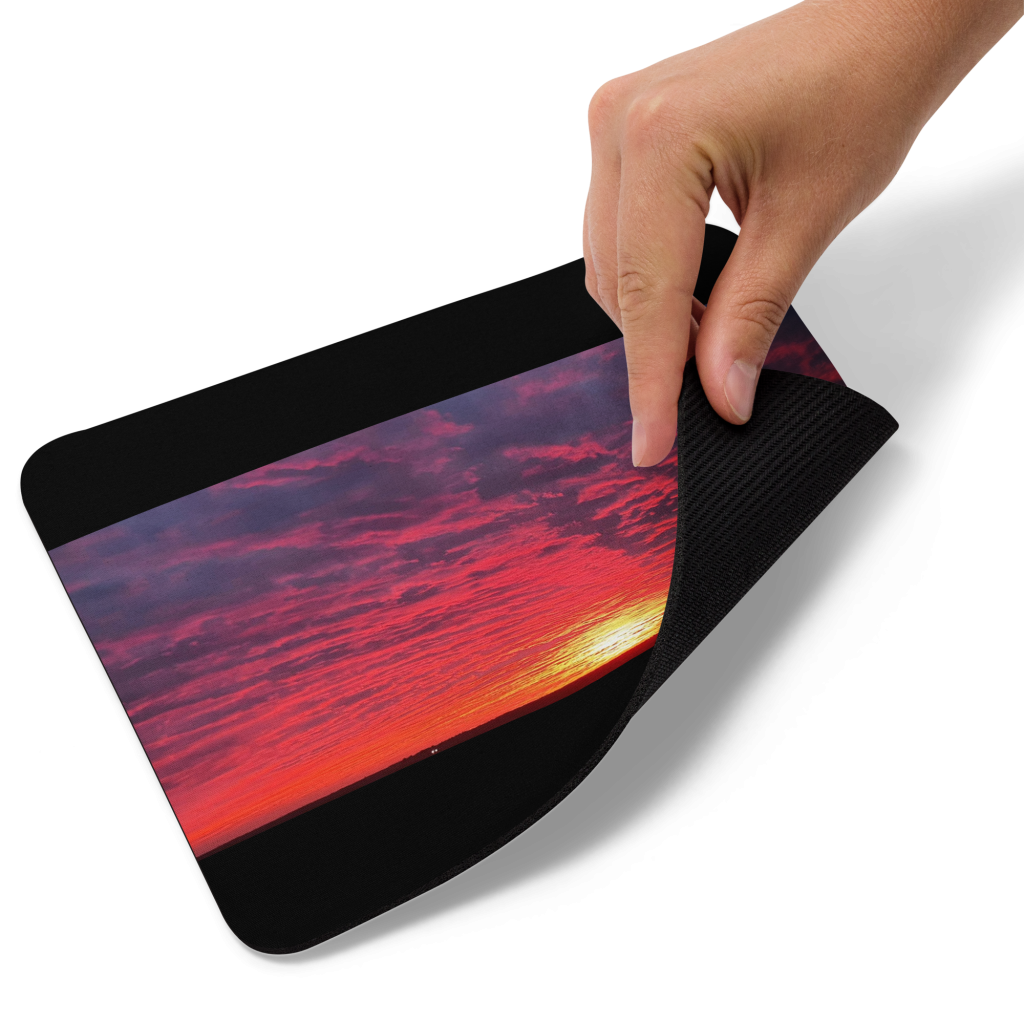 Sea of Pink Clouds - Mouse Pad - Spicy Frog